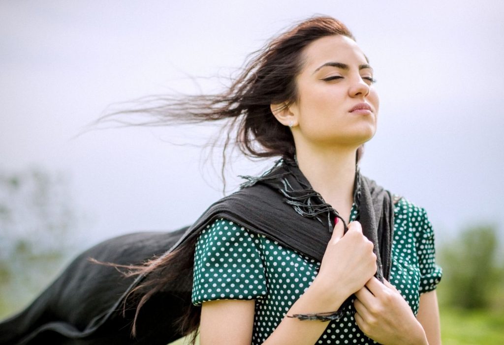 Overcoming Fear of Wind: Treatment and Daily Life Impact - Health Spot