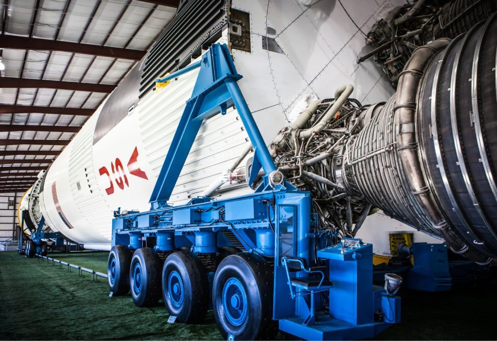 Megalophobia Pictures: Understanding Fear of Large Objects - Health Spot