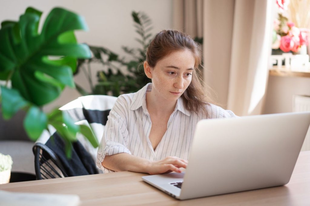 How to Tell Your Parents You Need Therapy: Expert Tips